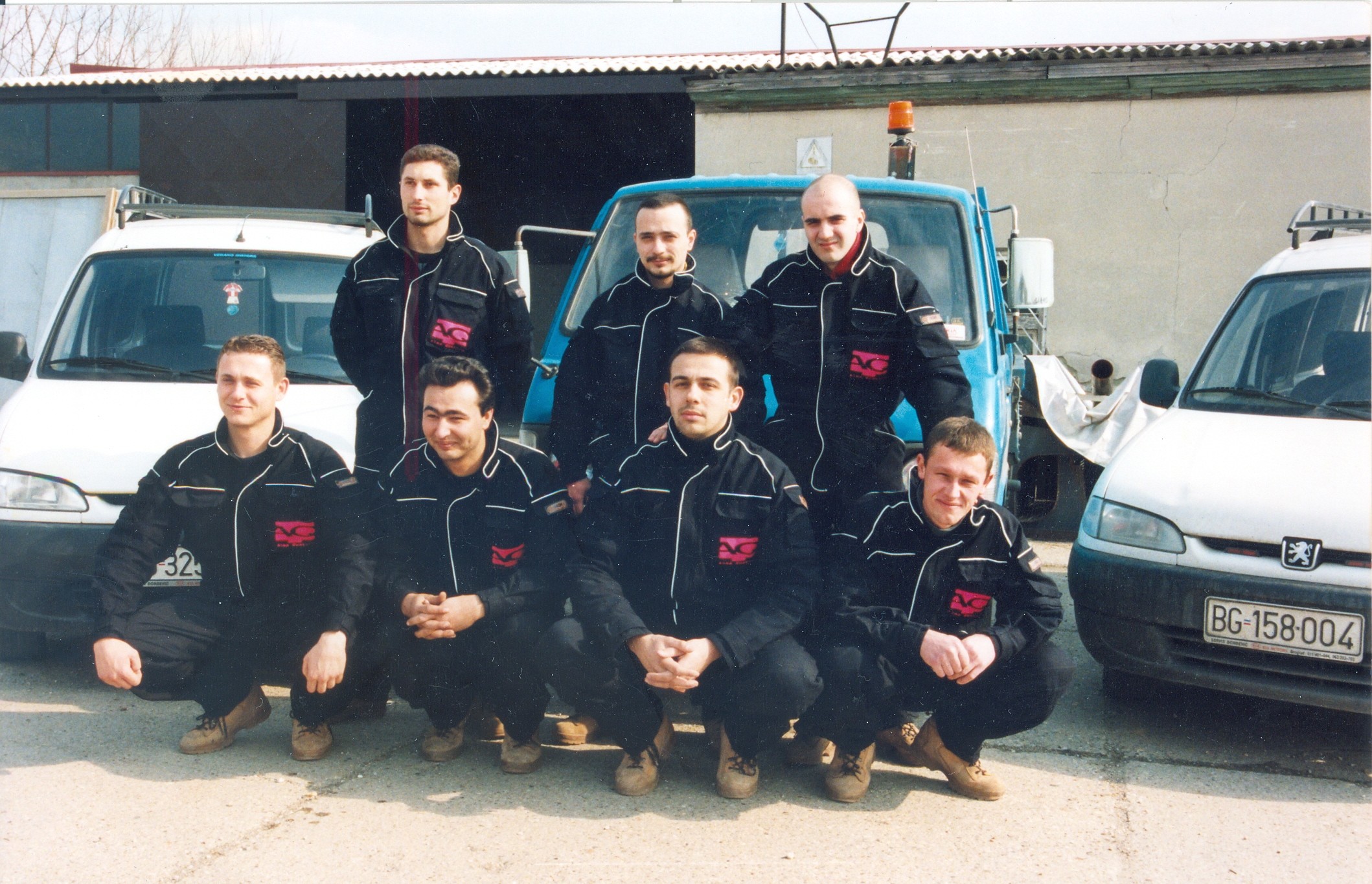 DAJ MI PROBLEM I SKLONI SE